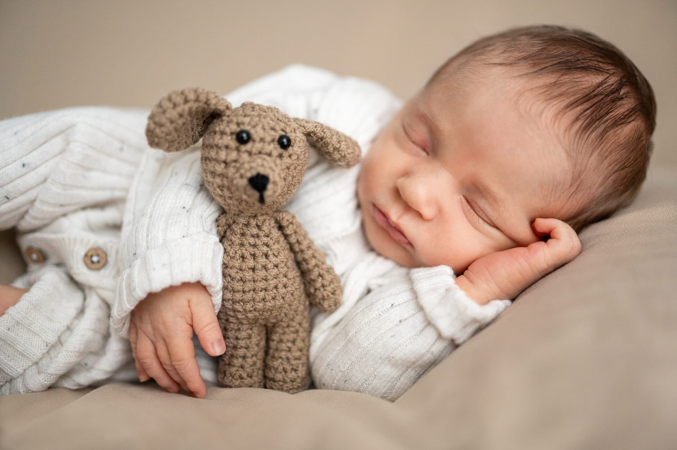 Newborn Shooting Düsseldorf | exklusive Babyfotos in Wuppertal